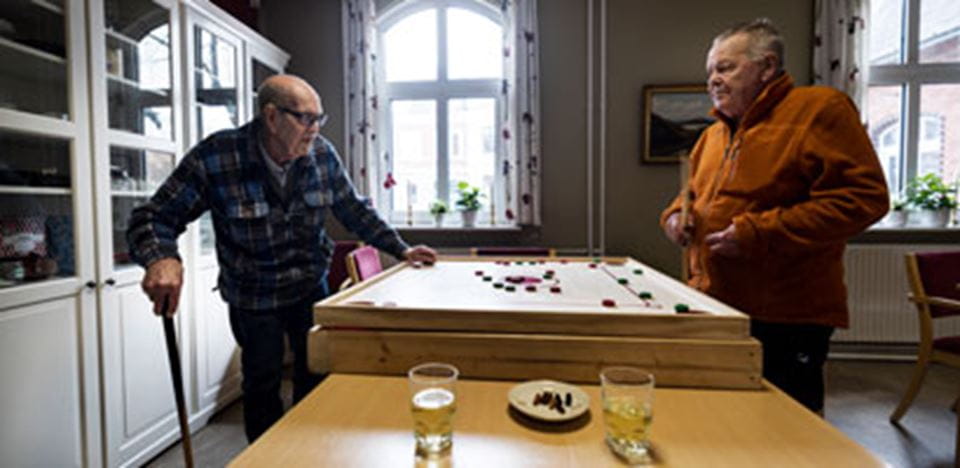 Livskvalitet og trivsel hos ældre borgere | Videnscenter for ældrepleje | Sundhedsstyrelsen